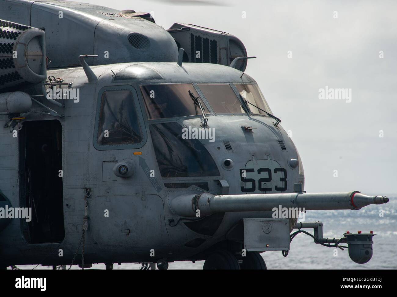 210306-N-LU761-1418 PACIFIC OCEAN (Mar. 6, 2021) A U.S. Marine Corps CH ...