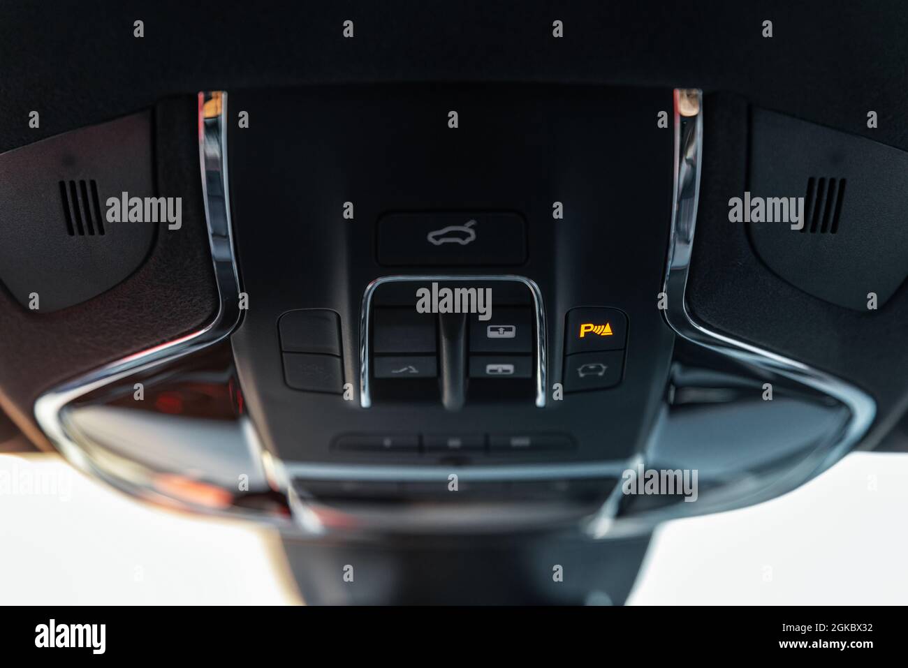 Trunk open button hi-res stock photography and images - Alamy