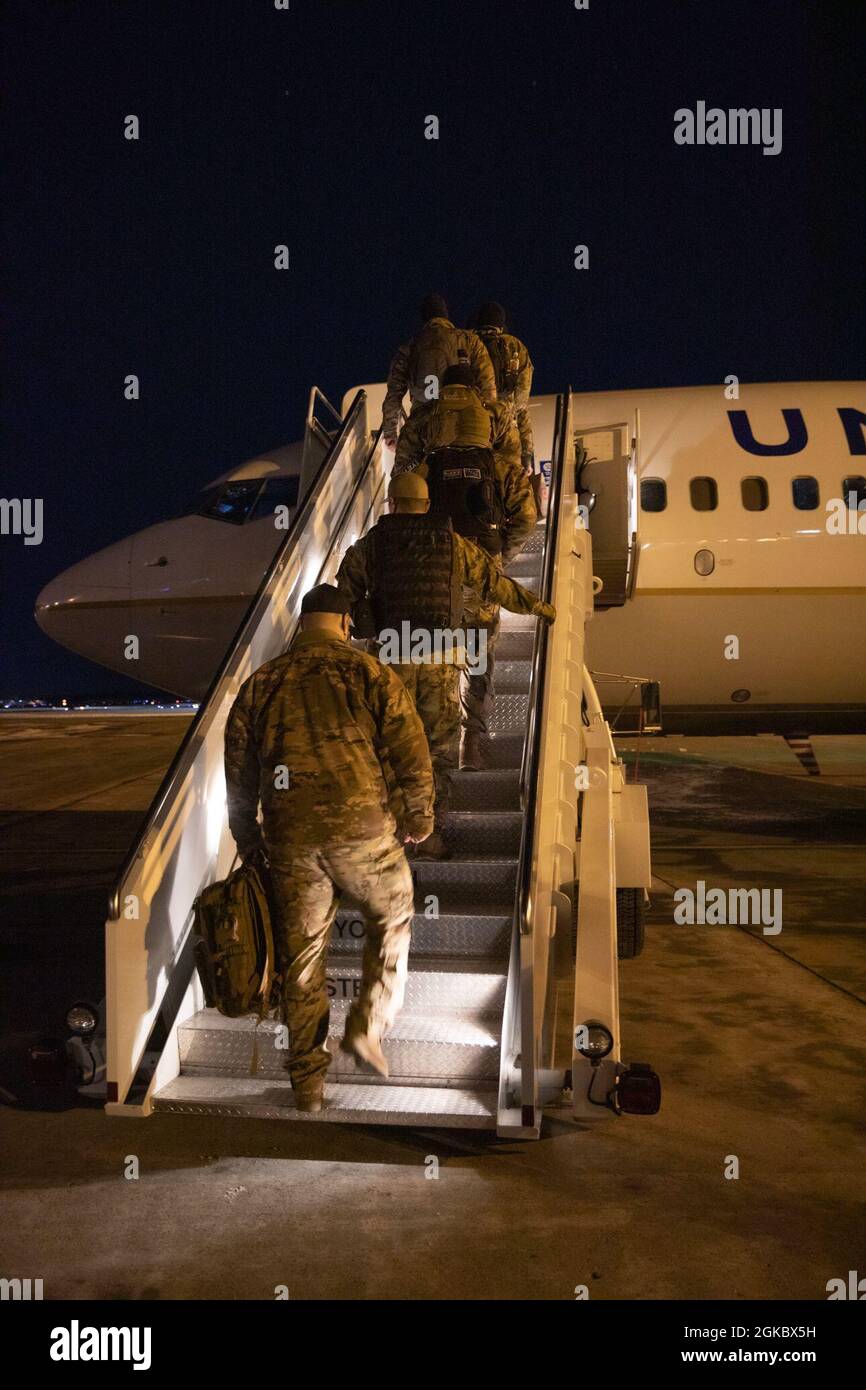 207th aviation regiment of the alaska army national guard hi-res stock ...