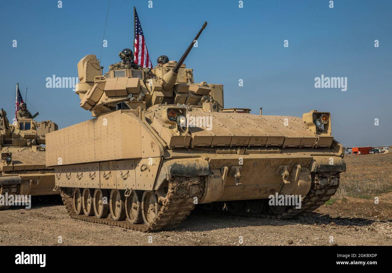 U.S. Army Soldiers, with Alpha Company, 1st Battalion, 6th Infantry ...