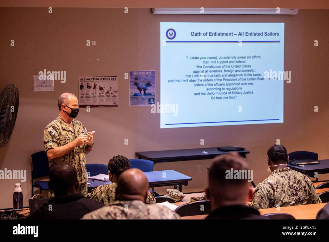 Navy operational support center columbia hi-res stock photography and ...