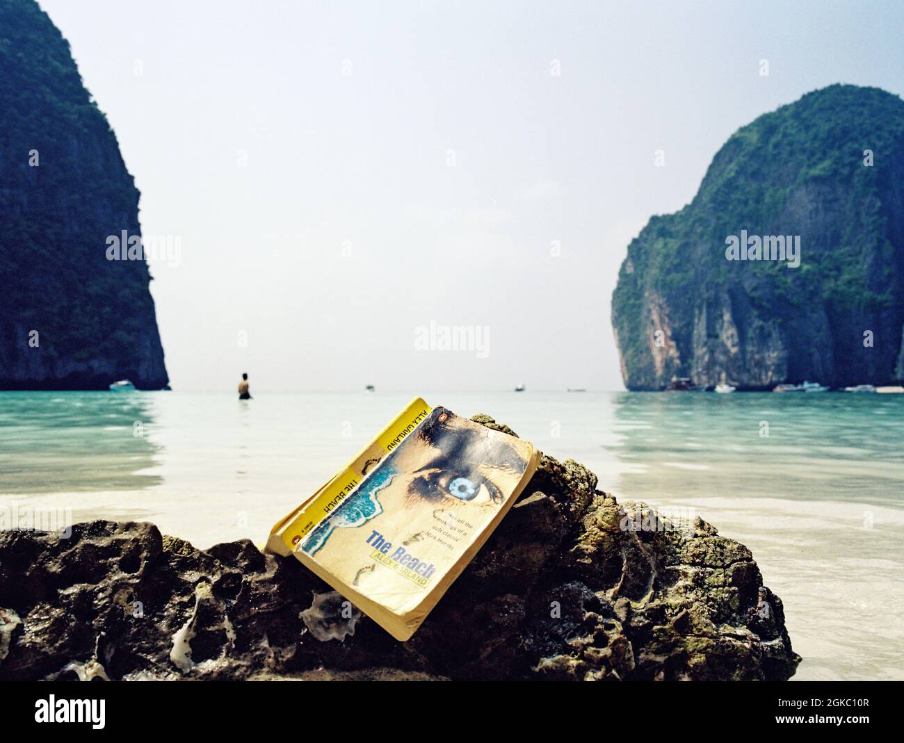 Alex garland film the beach hi-res stock photography and images - Alamy