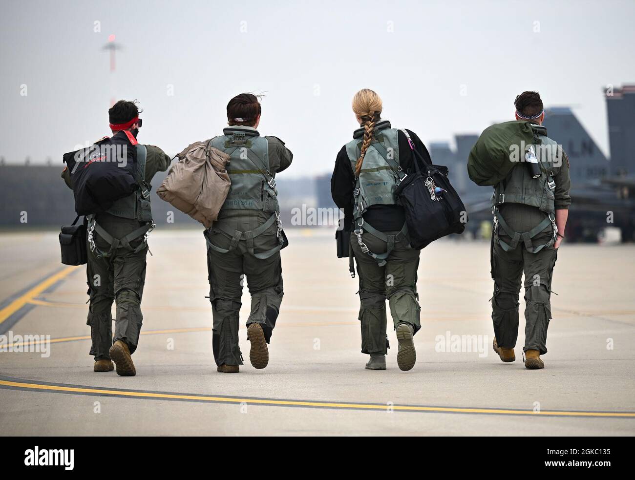48th Fighter Wing pilots step to their respective F-15s at Royal Air ...