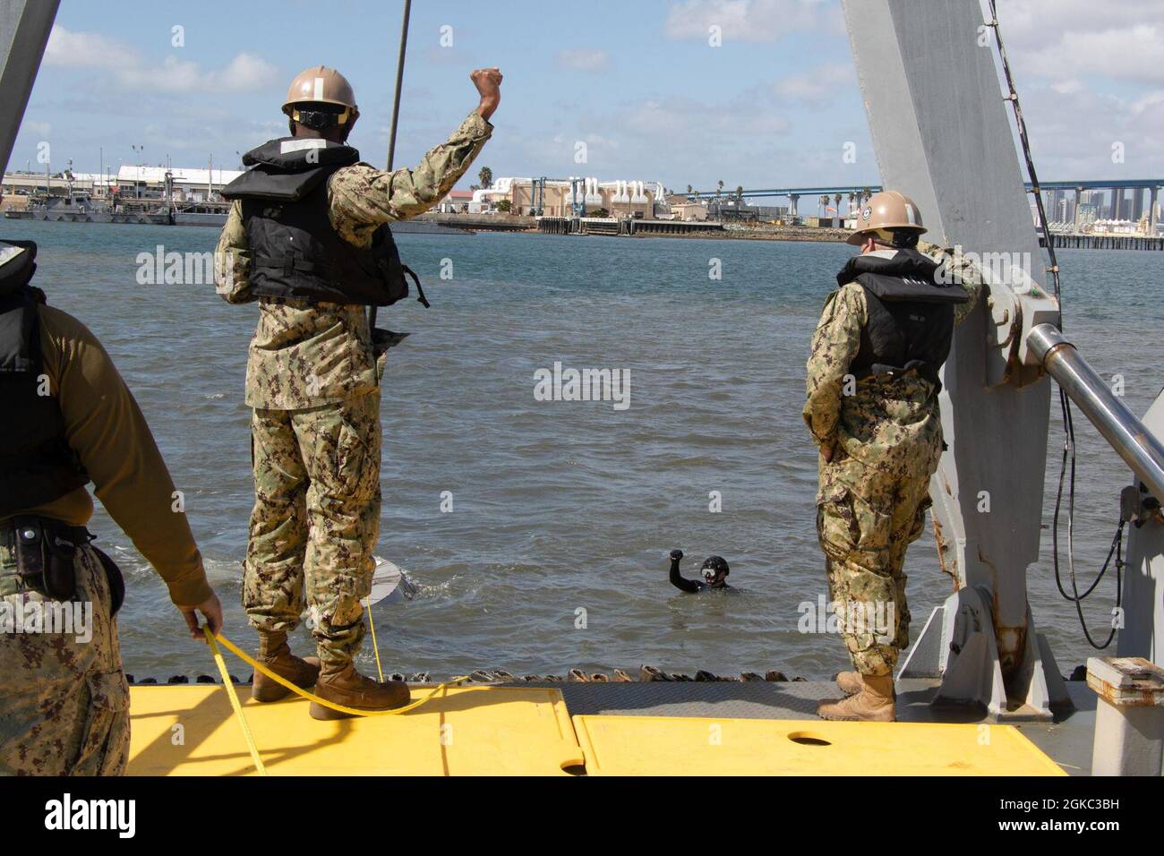 210309-N-DK042-1107 NAVAL AMPHIBIOUS BASE CORONADO, Calif. (Mar. 9 ...