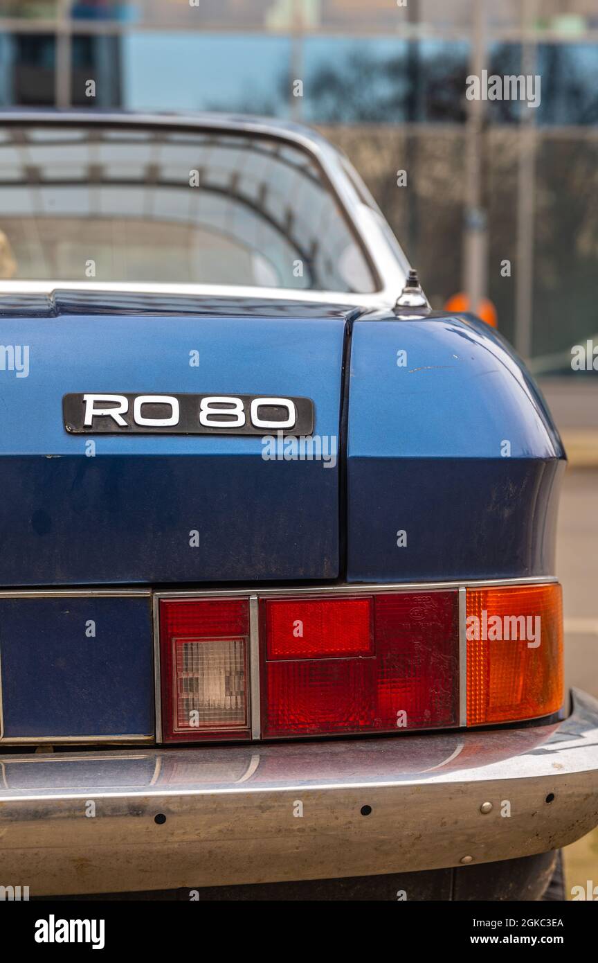 NSU RO80 limousine of the upper middle class with rotary engine from ...