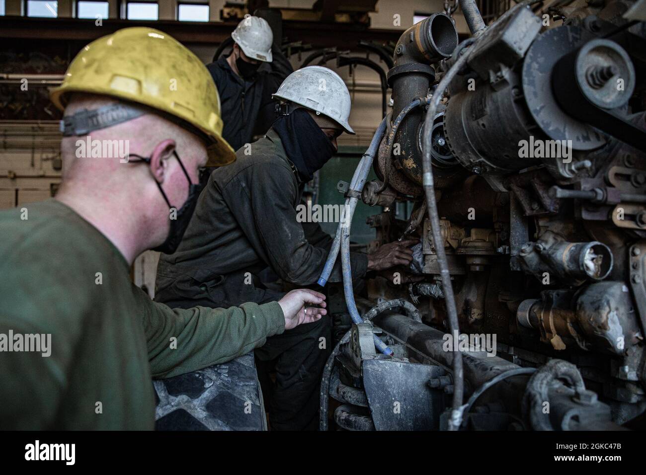 U.S. Marines with 2nd Marine Logistics Group (MLG) Maintenance Support ...