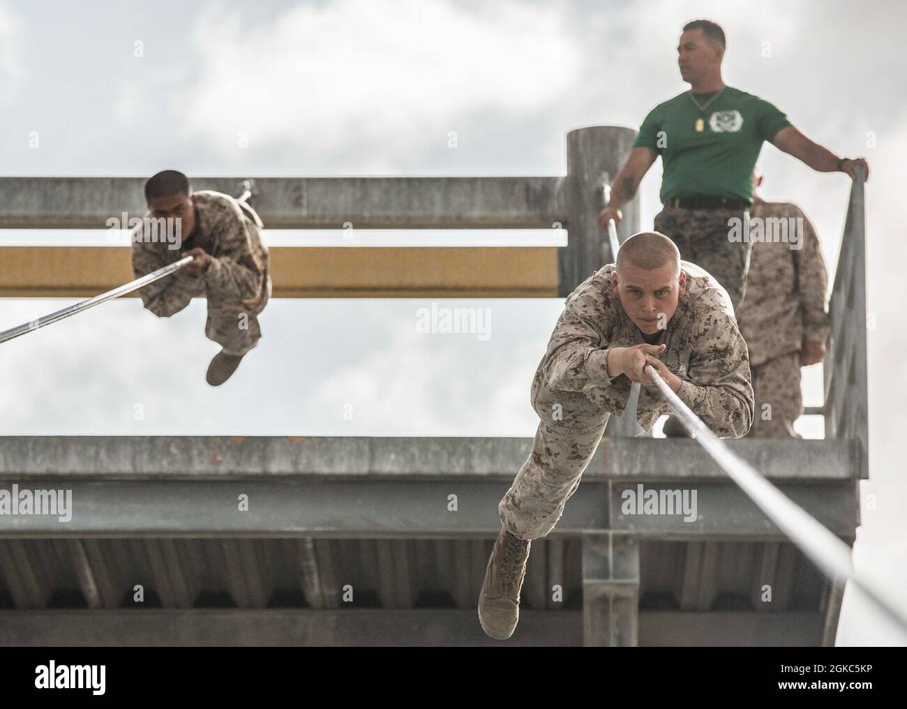 U.S. Marine recruits with Lima Company, 3rd Recruit Training Battalion ...