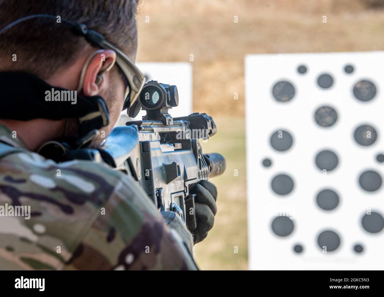 Naval special warfare group nswg 4 hi-res stock photography and images ...