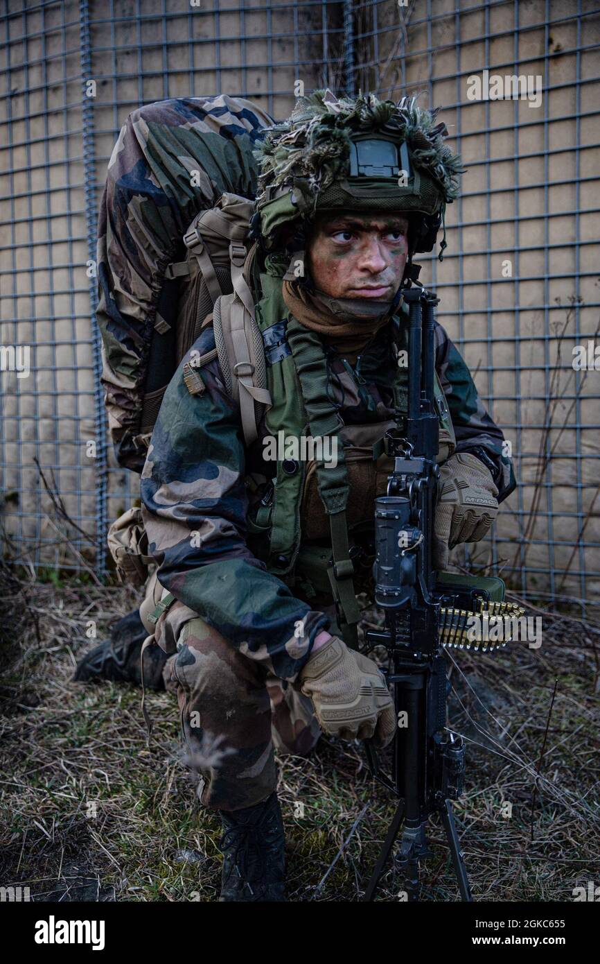 A French Paratrooper assigned to 8 Regiment Parachutiste D’Infanterie ...