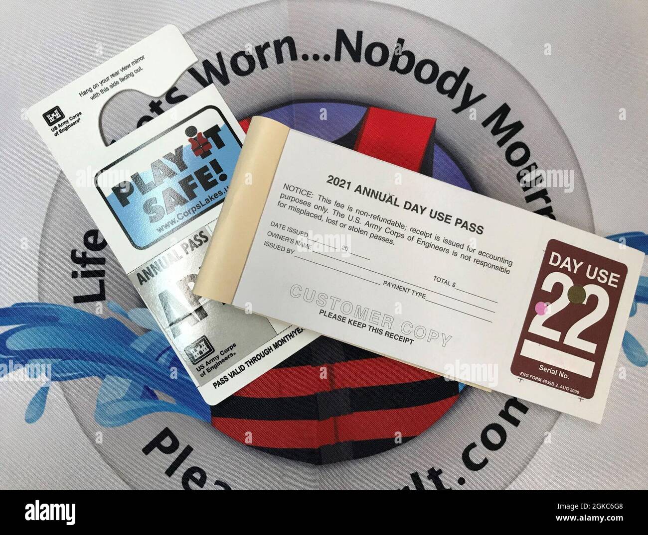 Annual day use passes hi-res stock photography and images - Alamy