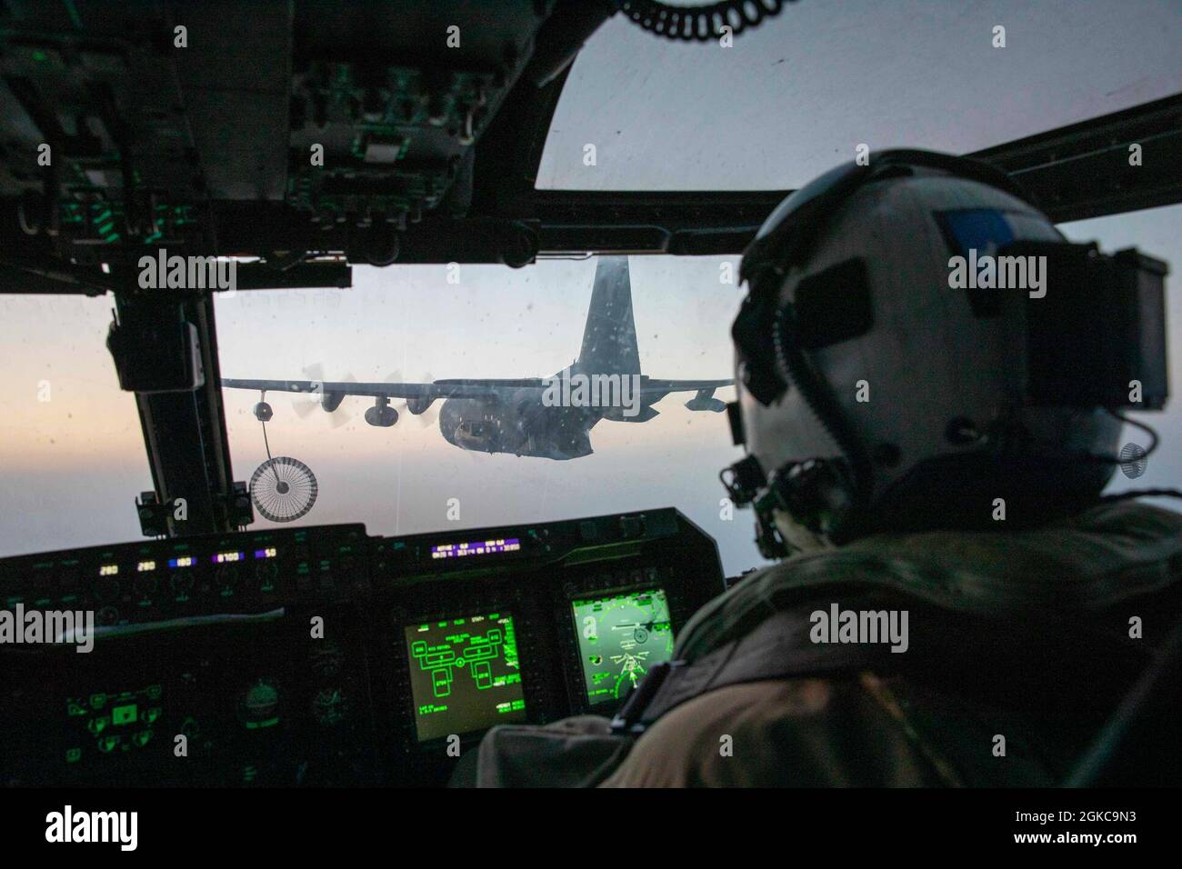 210310-N-LR905-4186 ARABIAN GULF (March 10, 2021) – U.S. Marine Corps ...