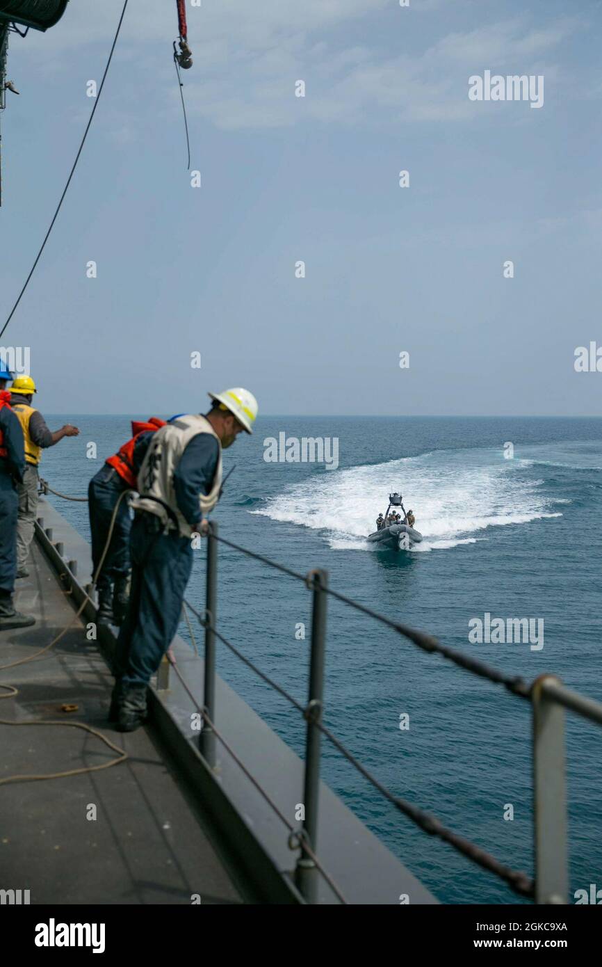 U.S. Marines with the All-Domain Reconnaissance Detachment, 15th Marine ...