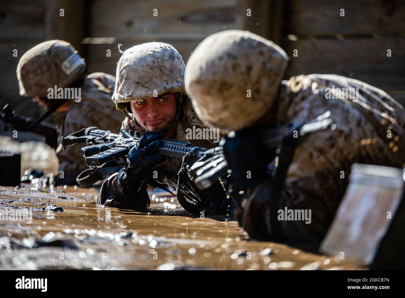 Recruits assigned to Papa Company, 4th Recruit Training Battalion, low ...