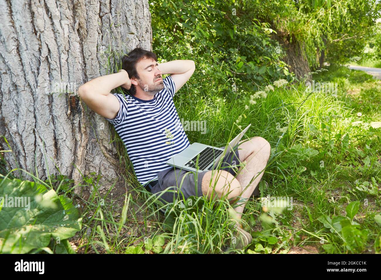 Sleep and relax hi-res stock photography and images - Alamy