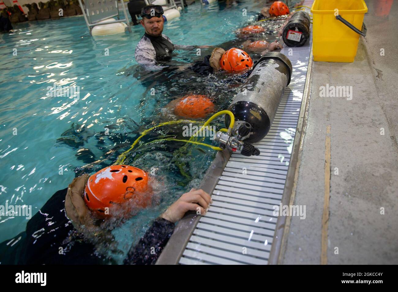 U.S. Marines with Alpha Company, 2d Assault Amphibian Battalion, 2d ...
