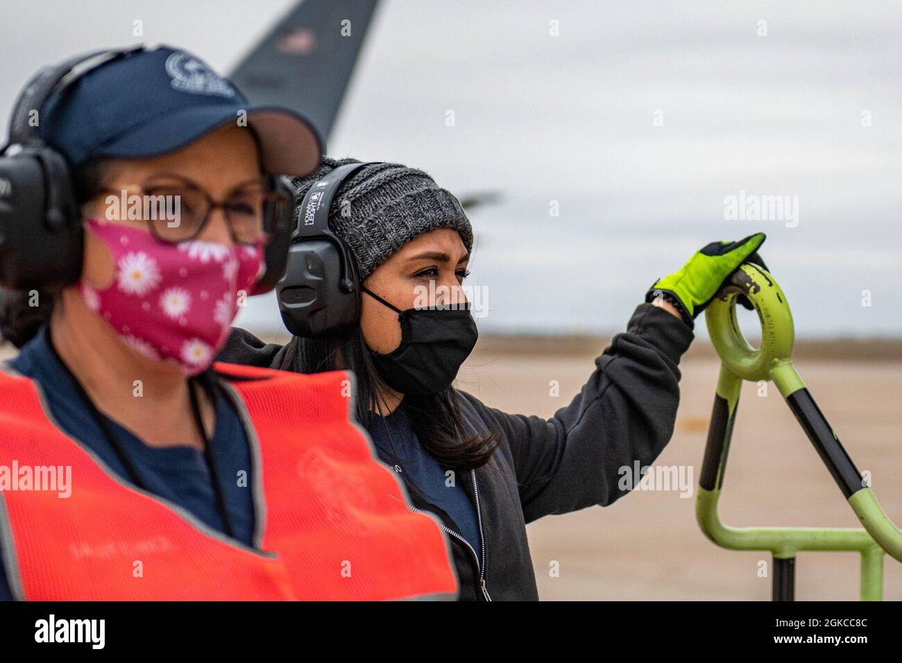 Conduct a preflight inspection hi-res stock photography and images - Alamy
