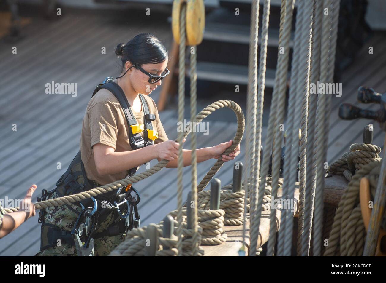 ATLANTIC OCEAN (March, 11th, 2021) U.S. Navy Airman Jennifer Martinez ...