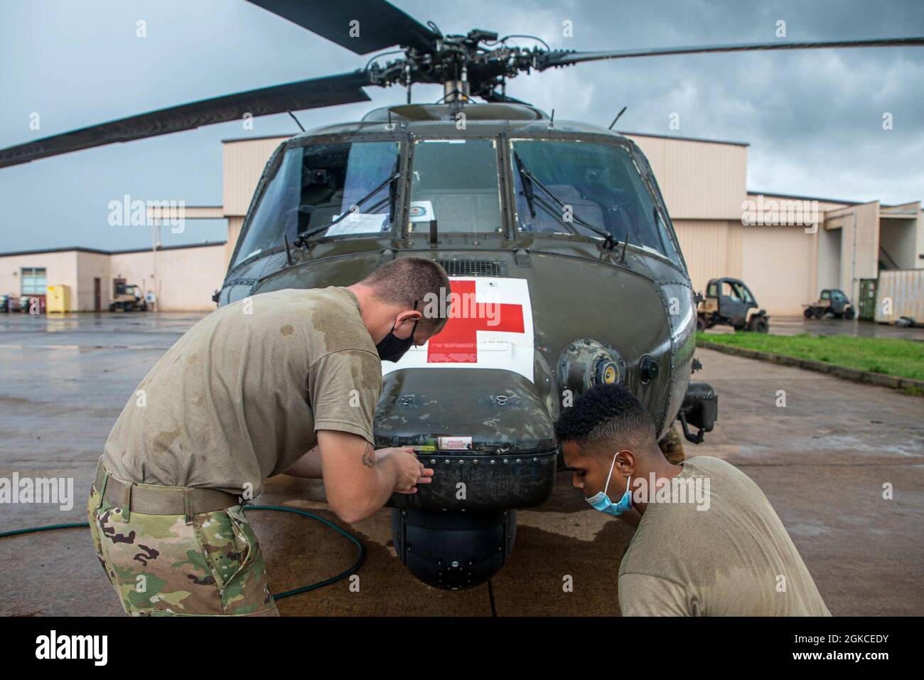 15T Blackhawk repairers assigned to 3rd Battalion, 25th Aviation ...