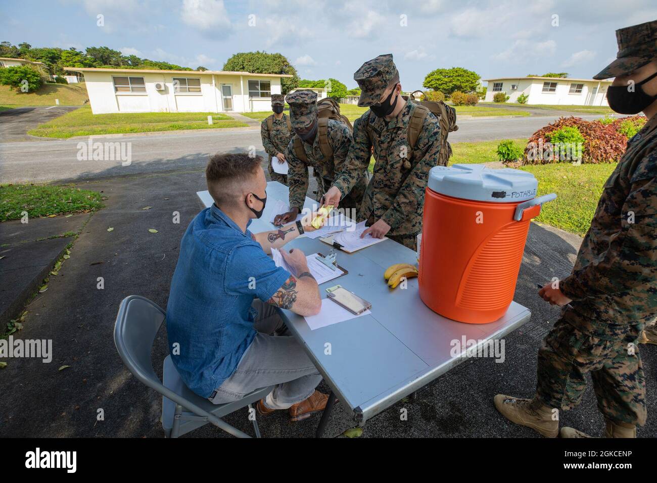 Disbursing hi-res stock photography and images - Alamy