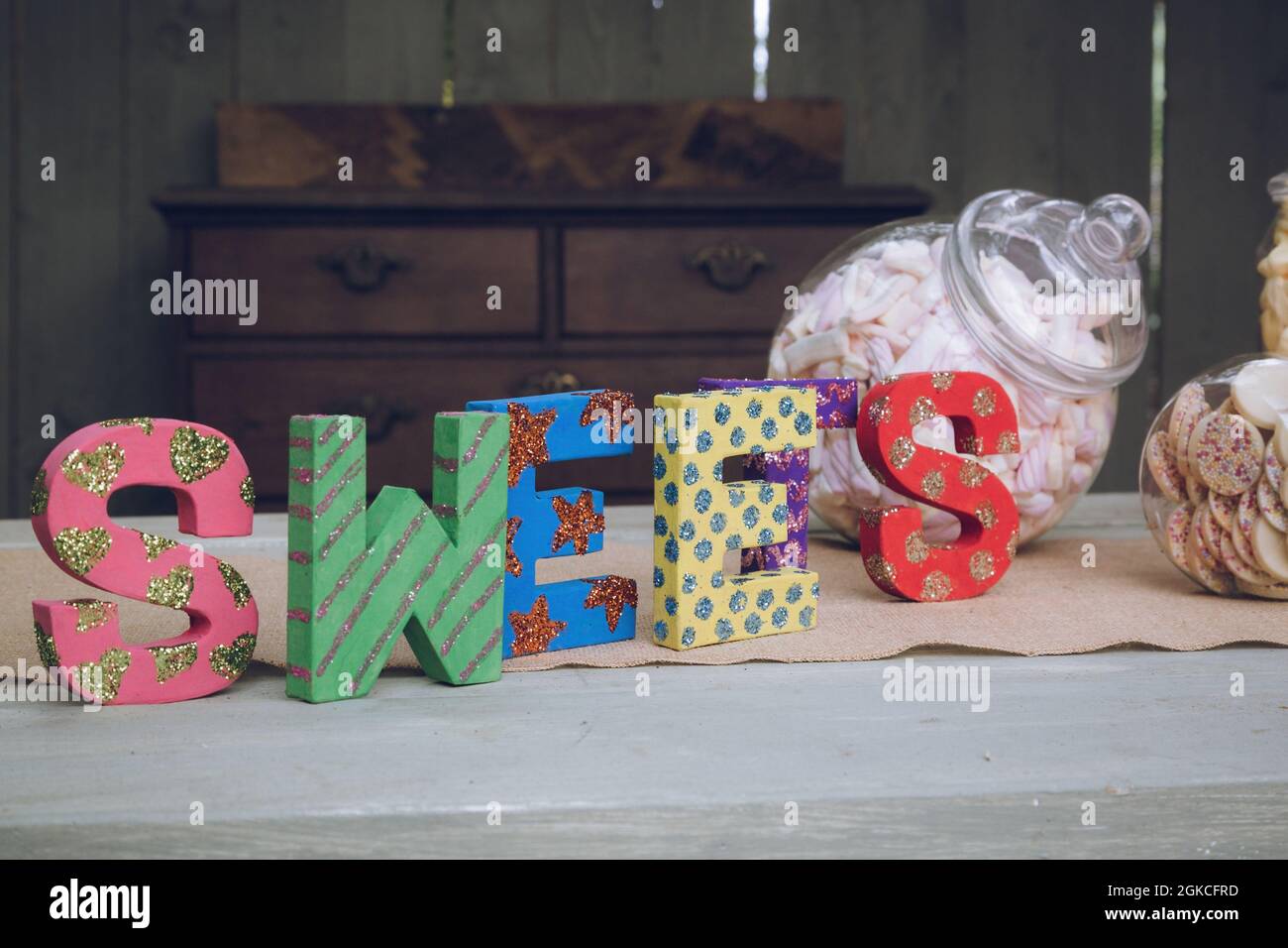 Retro sweet jars hi-res stock photography and images - Alamy