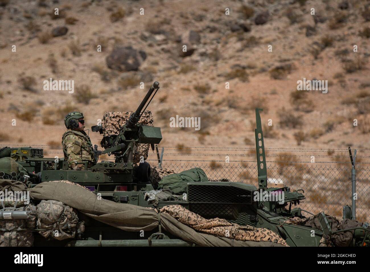A Washington Army National Guard Soldier, assigned to 3rd Battalion ...