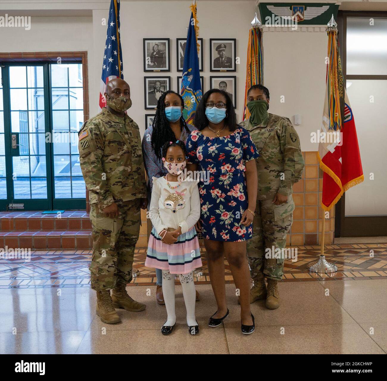 U s army sgt charles headquarters hi-res stock photography and images ...