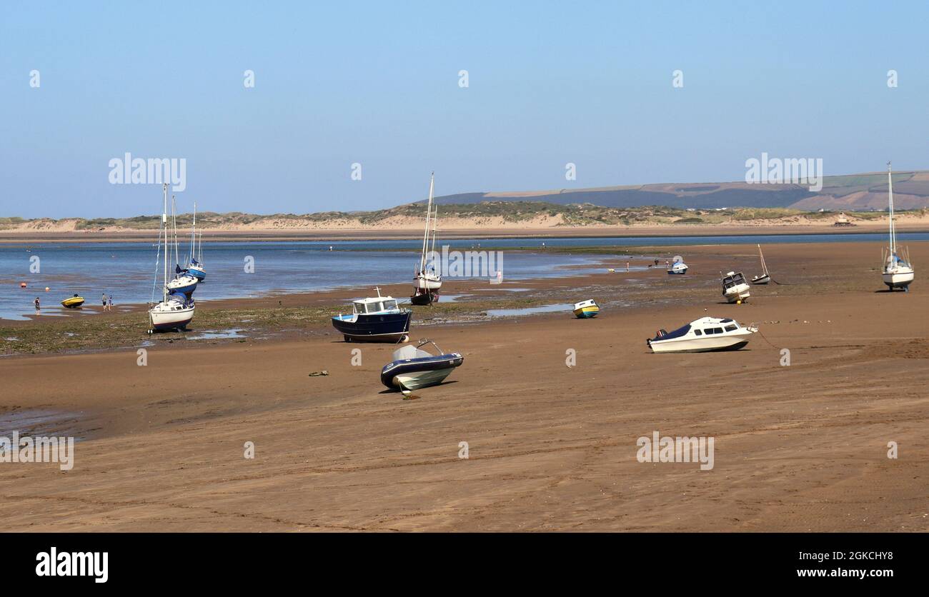 River Torridge estuary from Instow in North Devon looking towards ...