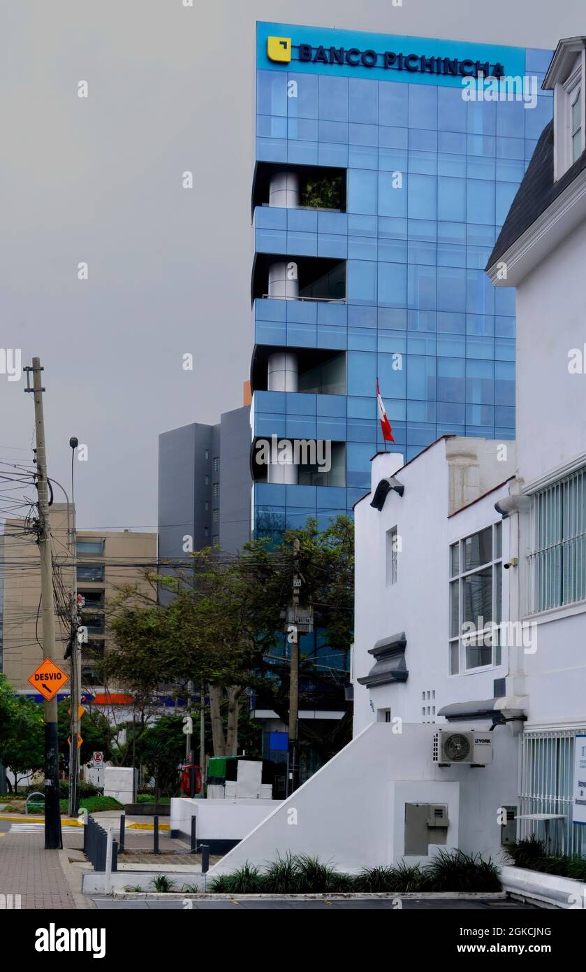 Banco peru hi-res stock photography and images - Alamy