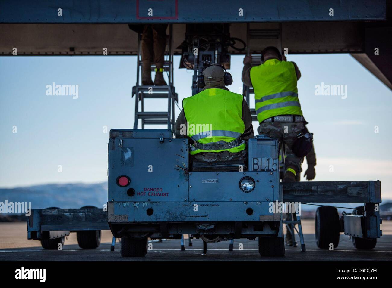 Weapons load crew members assigned to the 9th Expeditionary Bomb ...
