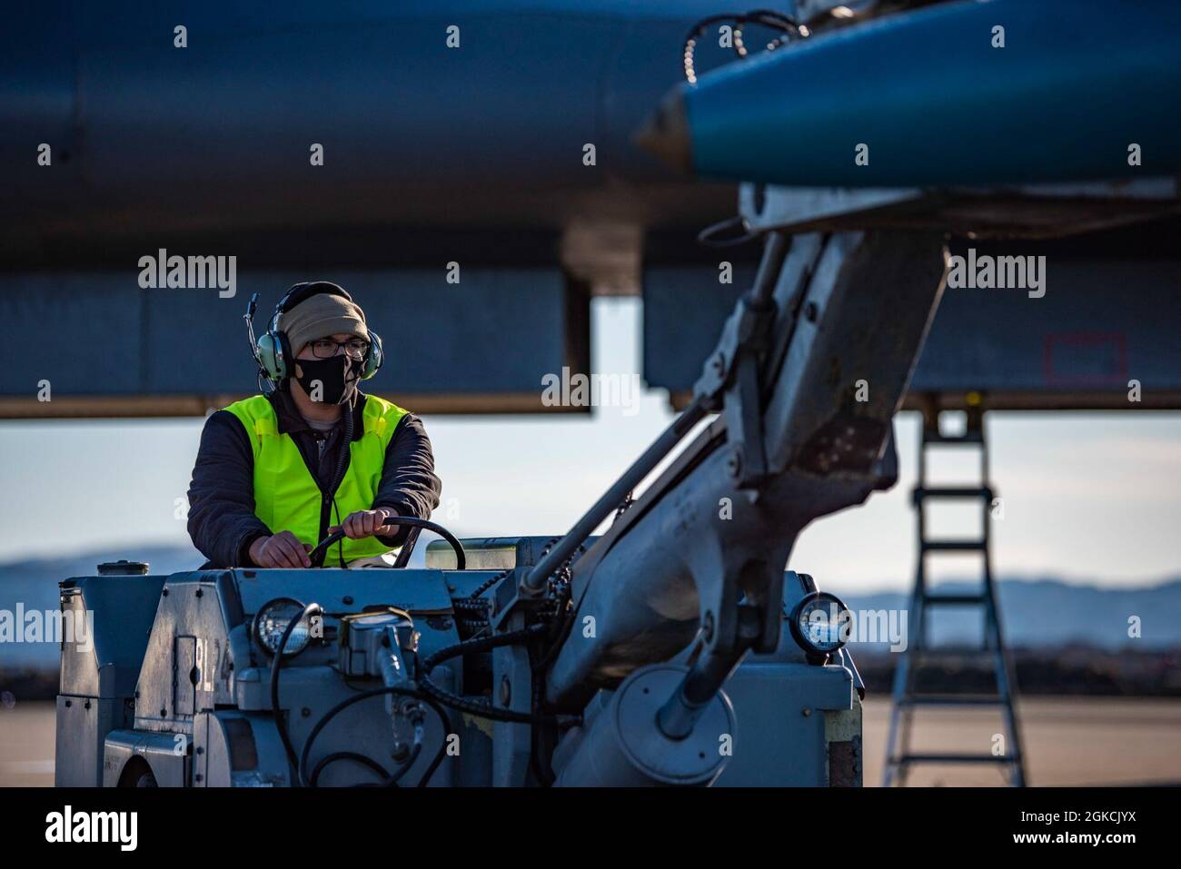 Weapons capable hi-res stock photography and images - Alamy