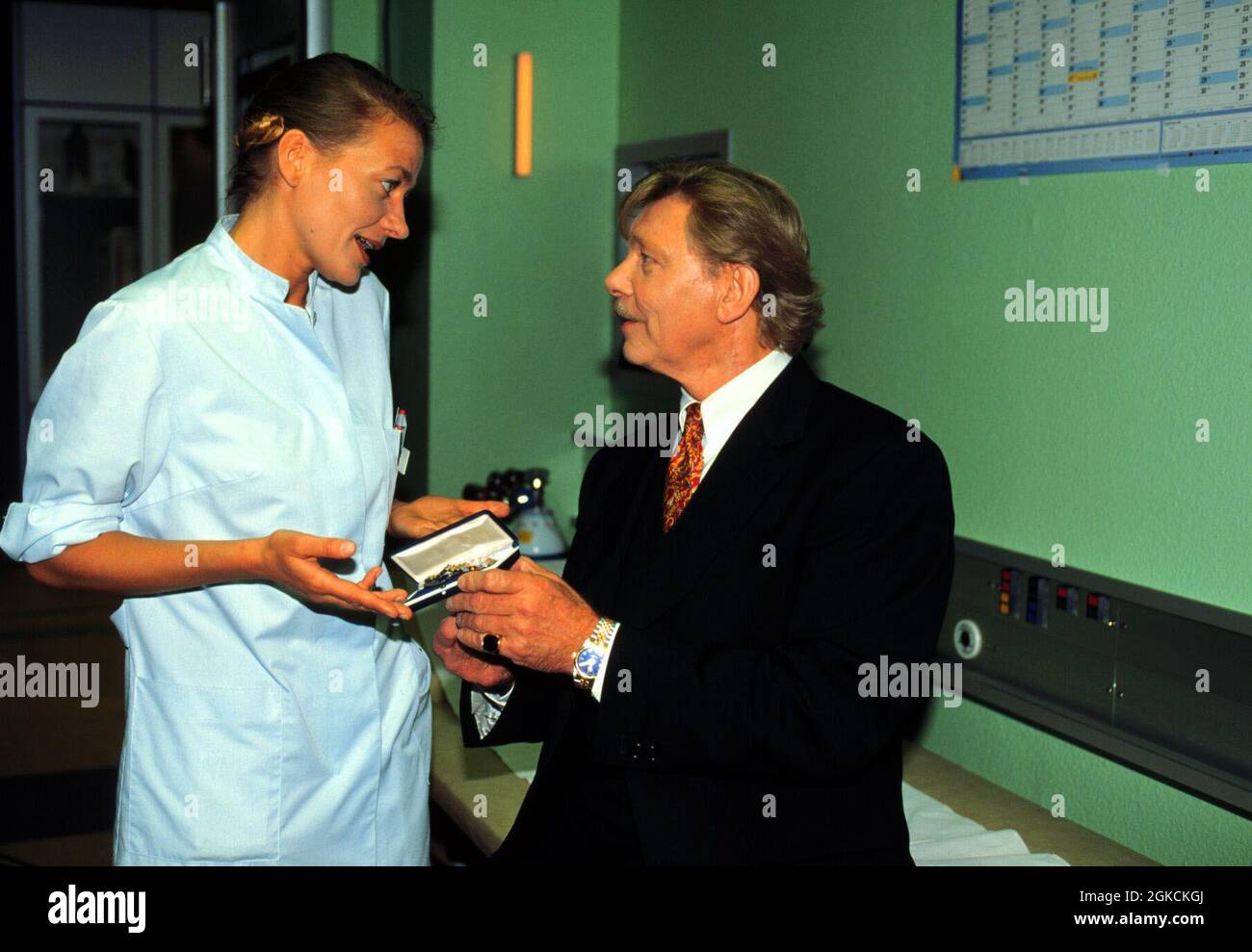 Alphateam - Die Lebensretter im OP, SAT1 TV Krankenhaus-Serie, 1997 ...