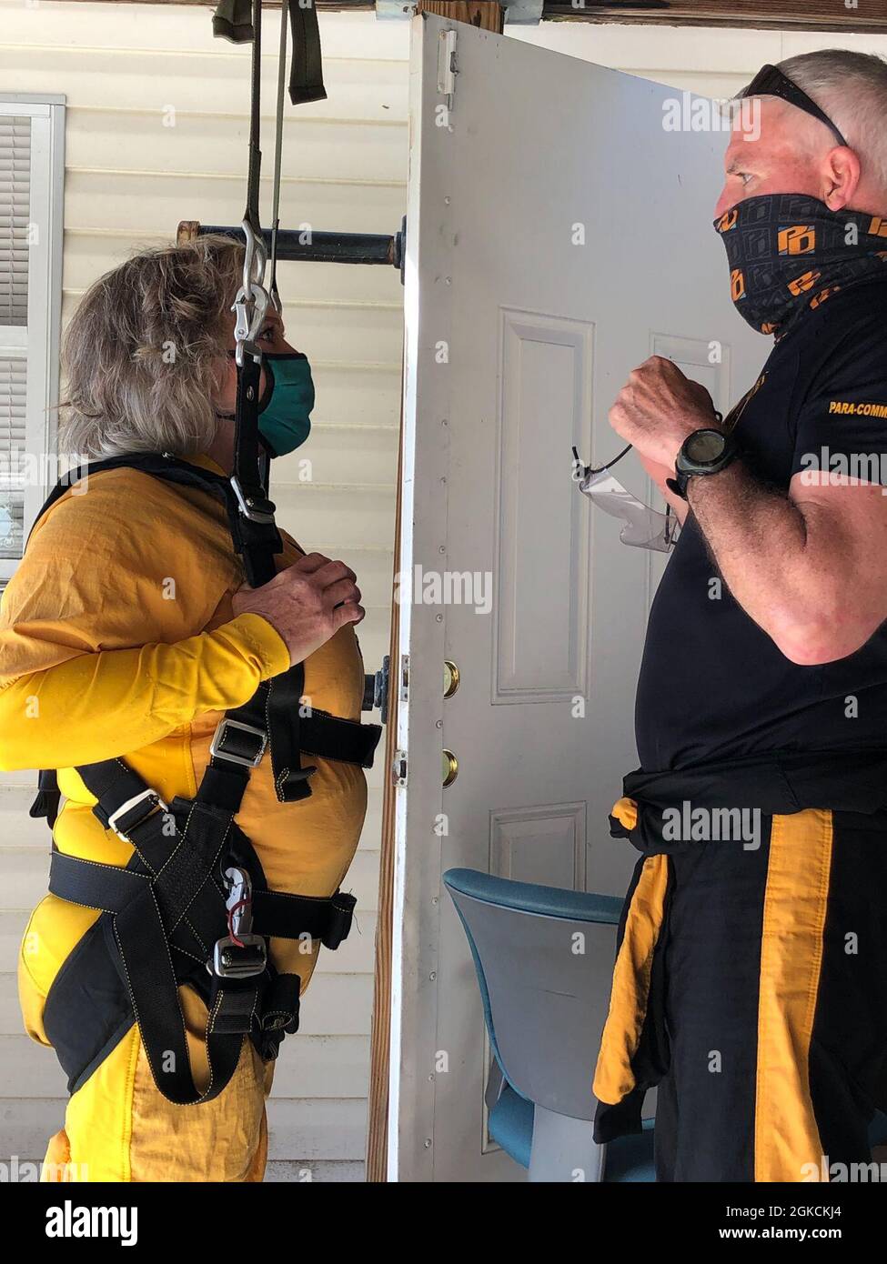 U.S. Army Lt. Col. Ken Ates, Special Operations Command Para-Commando ...