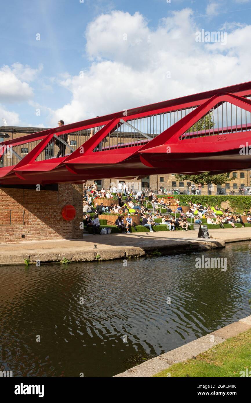 Esperance Bridge, King's Cross, London, UK Stock Photo - Alamy