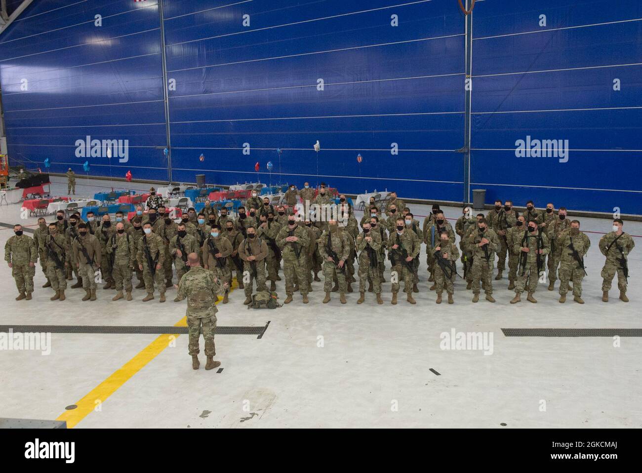 U.S. Army Soldiers from the 223rd Military Intelligence Battalion ...