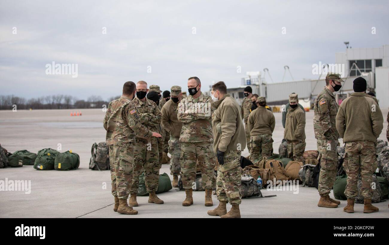 U.S. Army Soldiers with the 107th Engineer Battalion, 177th Military ...