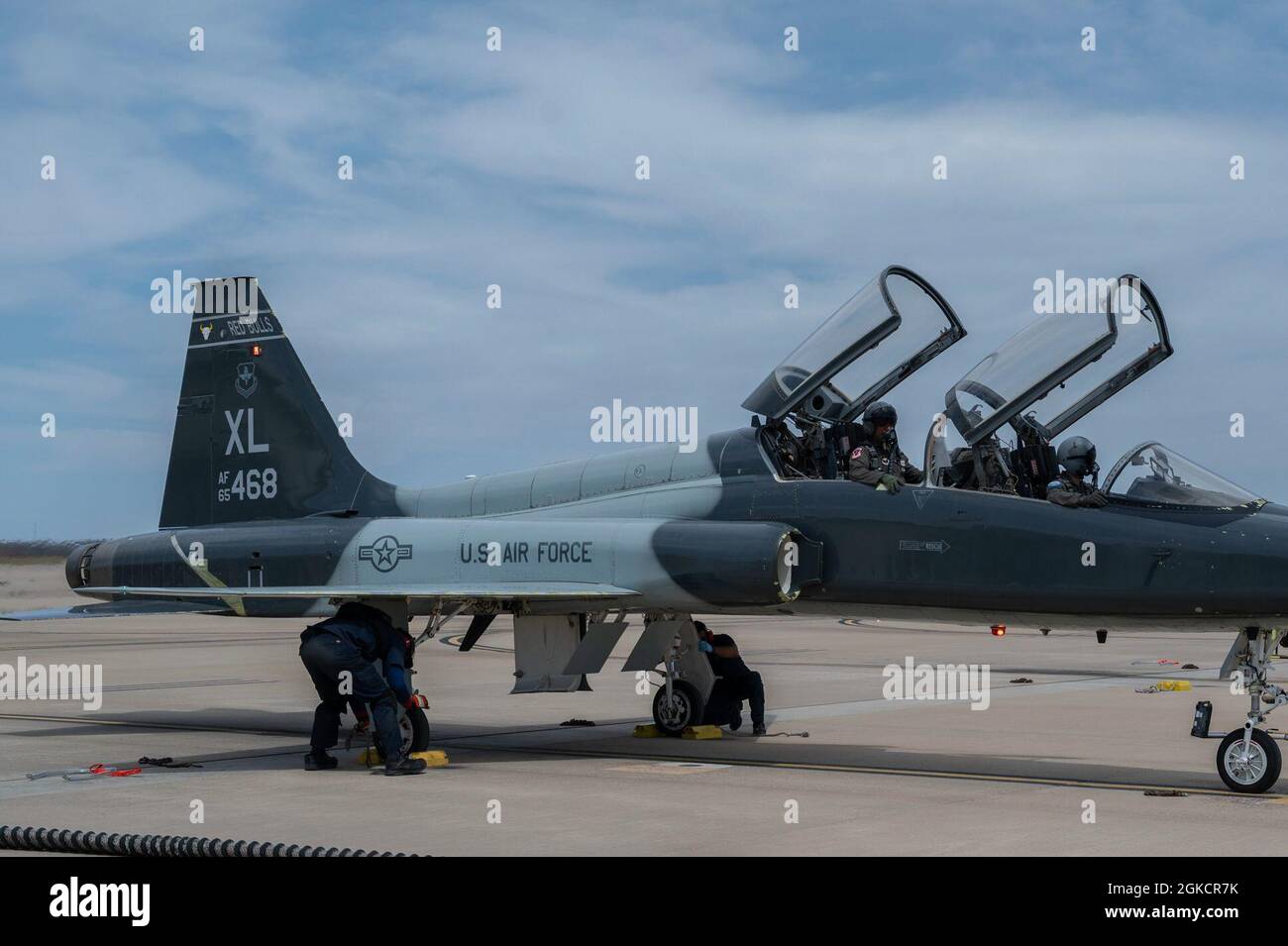 Team XL maintenances works to keep pilots in the air all and complete ...