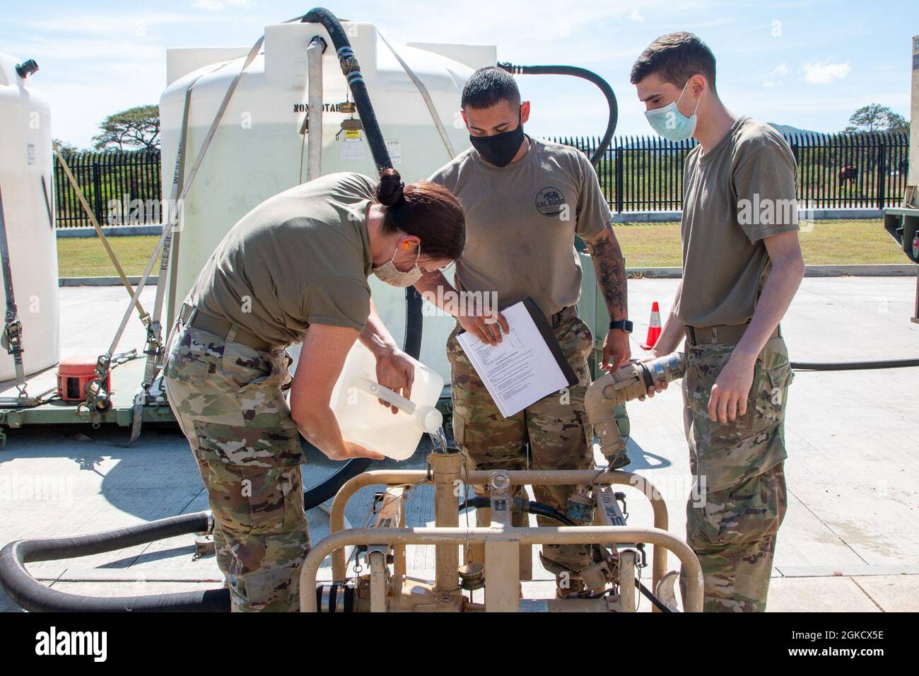 Reverse osmosis water purification unit rowpu hi-res stock photography ...