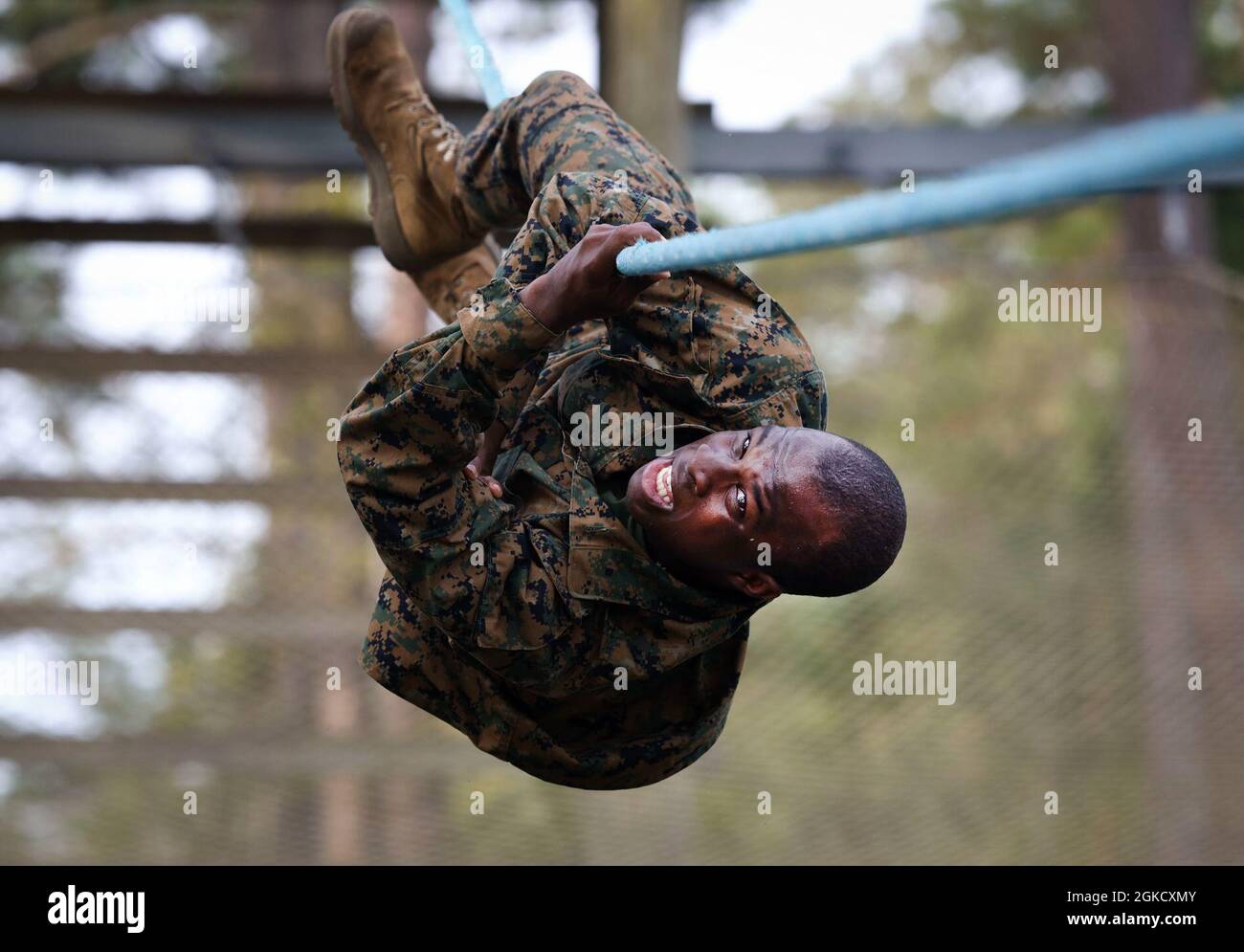 A recruit with Hotel Company, 2nd Recruit Training Battalion completes ...