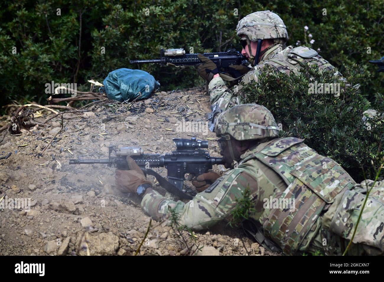 U.S. Army paratroopers assigned to Legion Company, 1-503rd Infantry ...