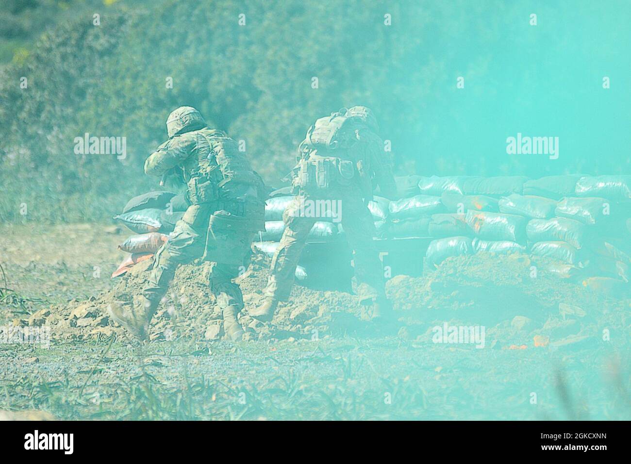 U.S. Army paratroopers assigned to Legion Company, 1-503rd Infantry ...
