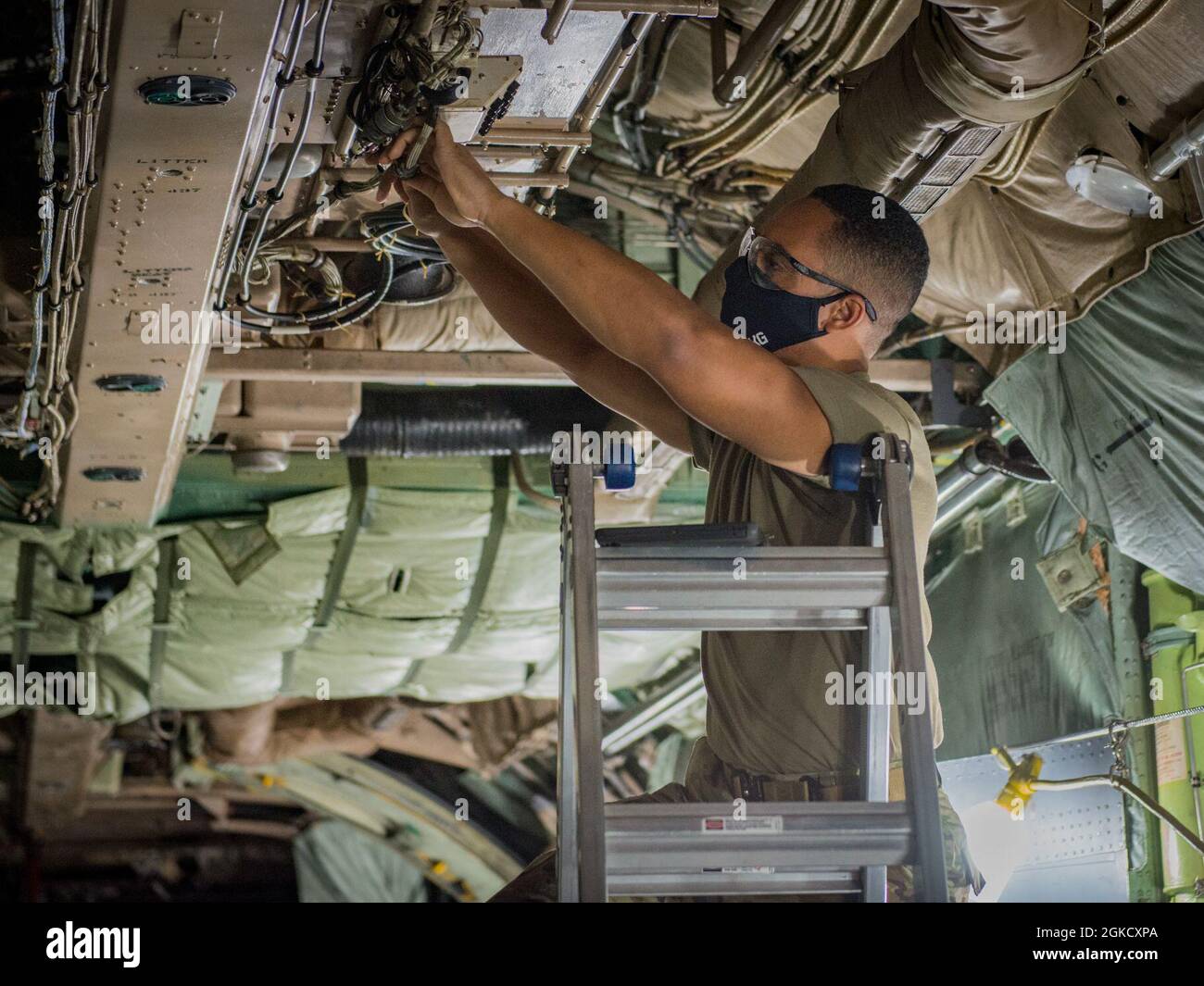 103rd maintenance wing hi-res stock photography and images - Alamy
