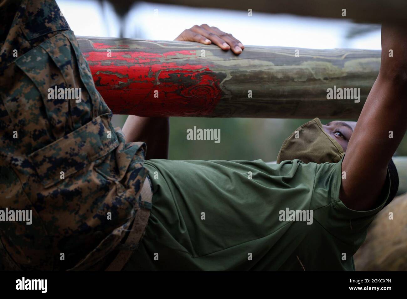 A recruit with Hotel Company, 2nd Recruit Training Battalion navigates ...
