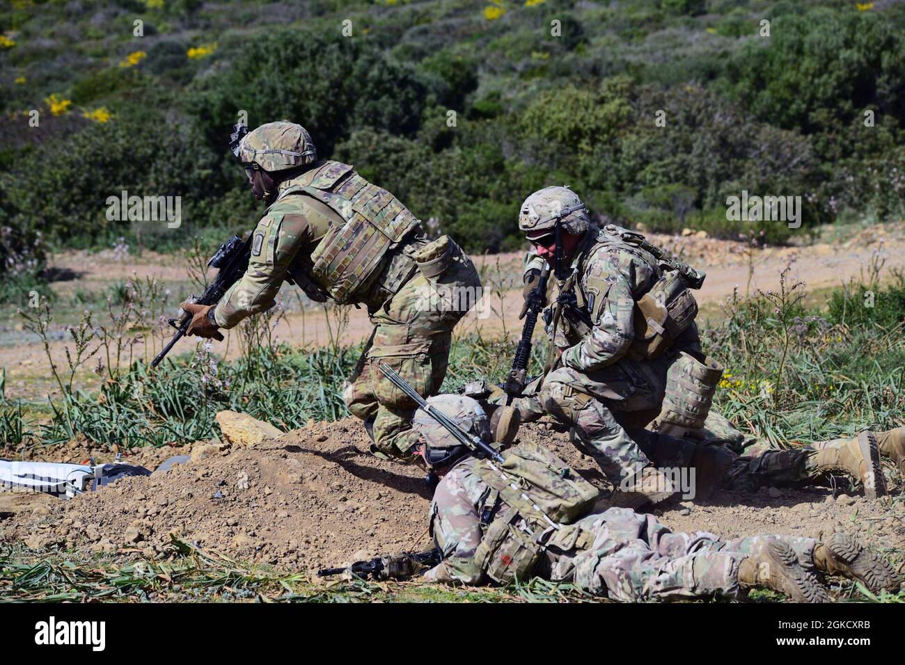 U.S. Army paratroopers assigned to Legion Company, 1-503rd Infantry ...