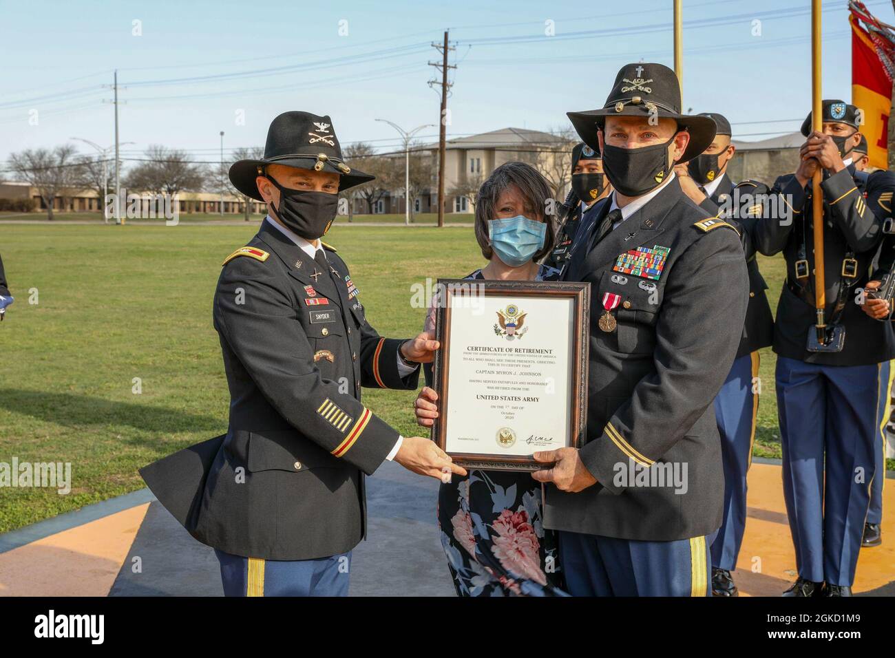 Col. Neil Snyder, 1st Cavalry Division Artillery commander, pose with ...