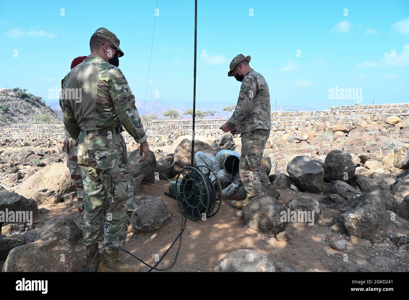U.S. Army Soldiers and Armed Forces of Djibouti Soldiers (FAD) put ...