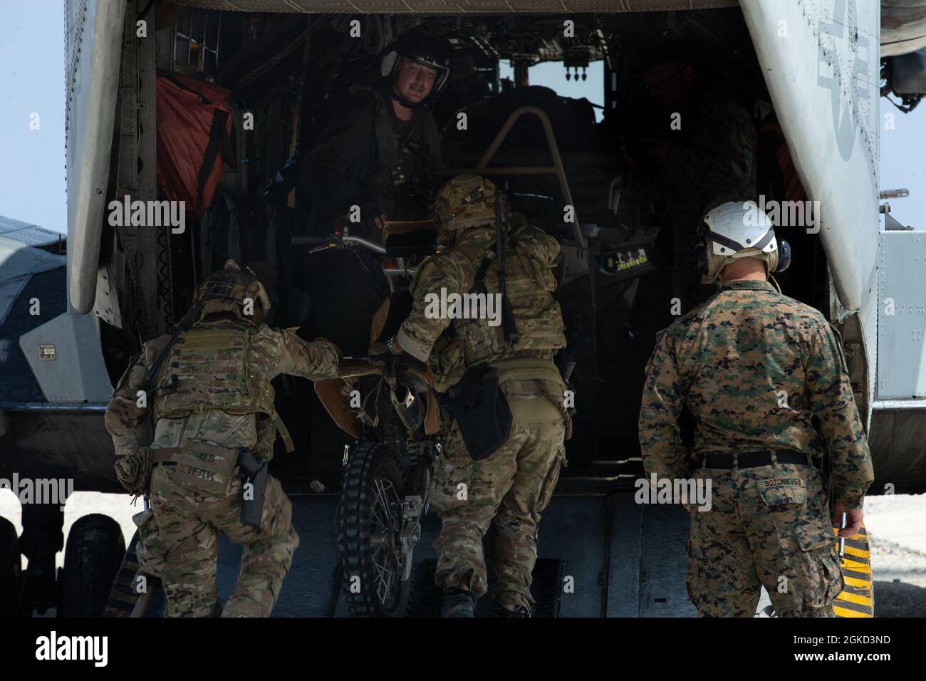 Joint special forces wing hi-res stock photography and images - Alamy