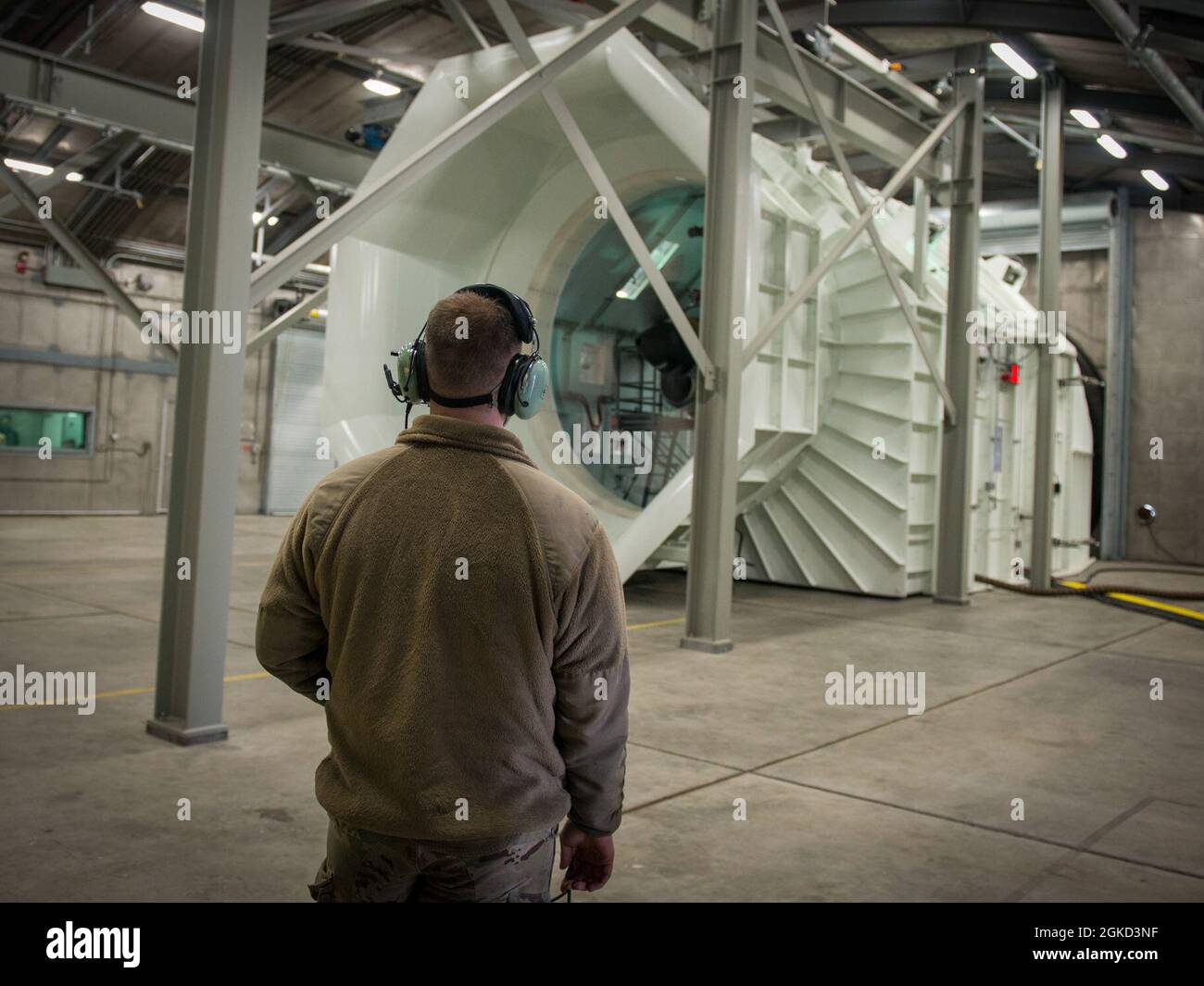 Airman 1st Class Richard Petersen, 103rd Maintenance Squadron aerospace ...