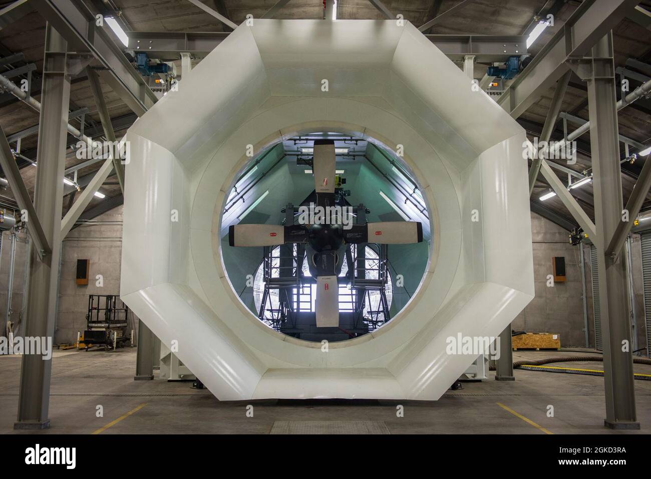 103rd maintenance wing hi-res stock photography and images - Alamy