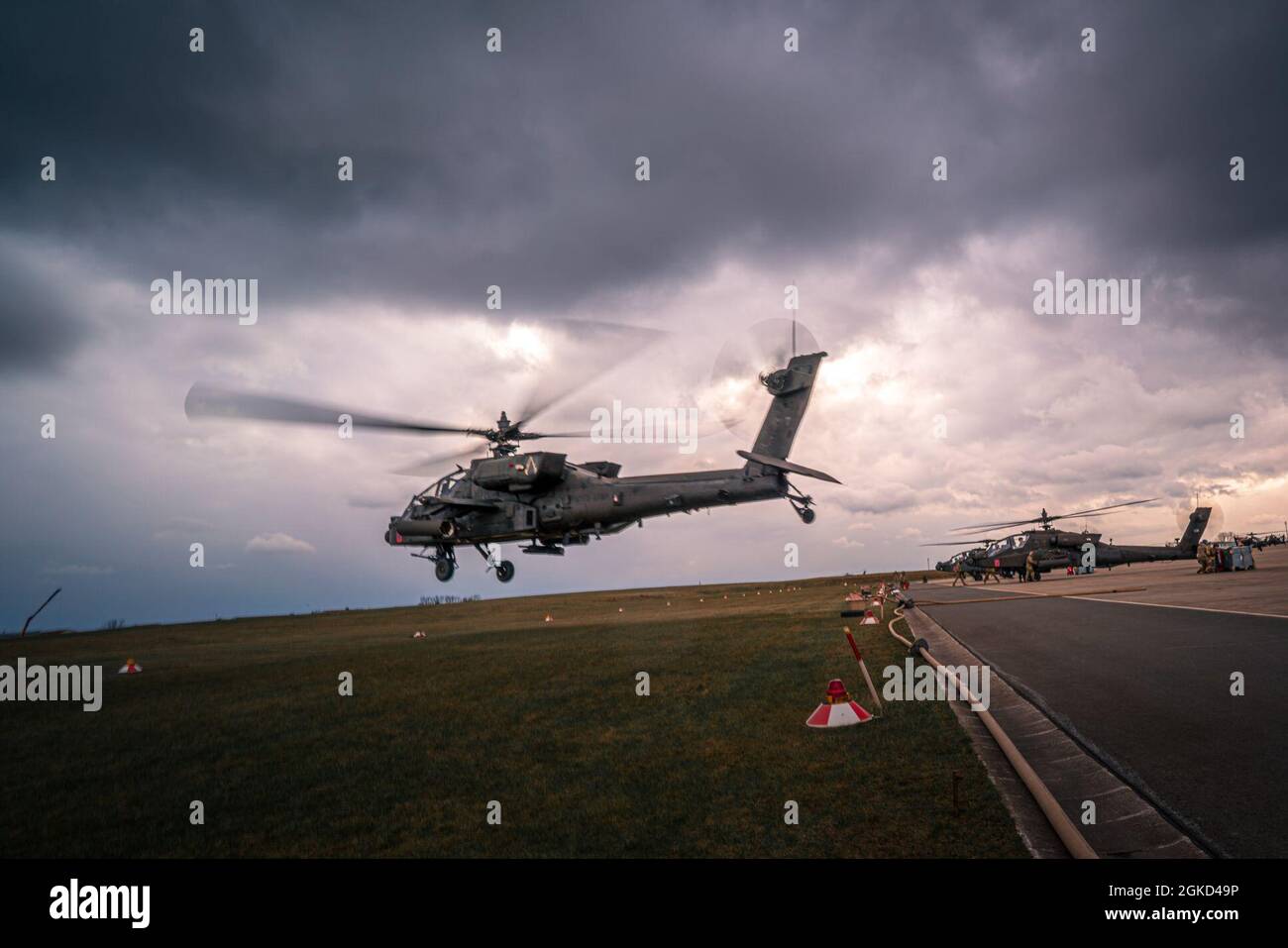 A fully-fueled AH-64 Apache of the 12th Combat Aviation Brigade ...