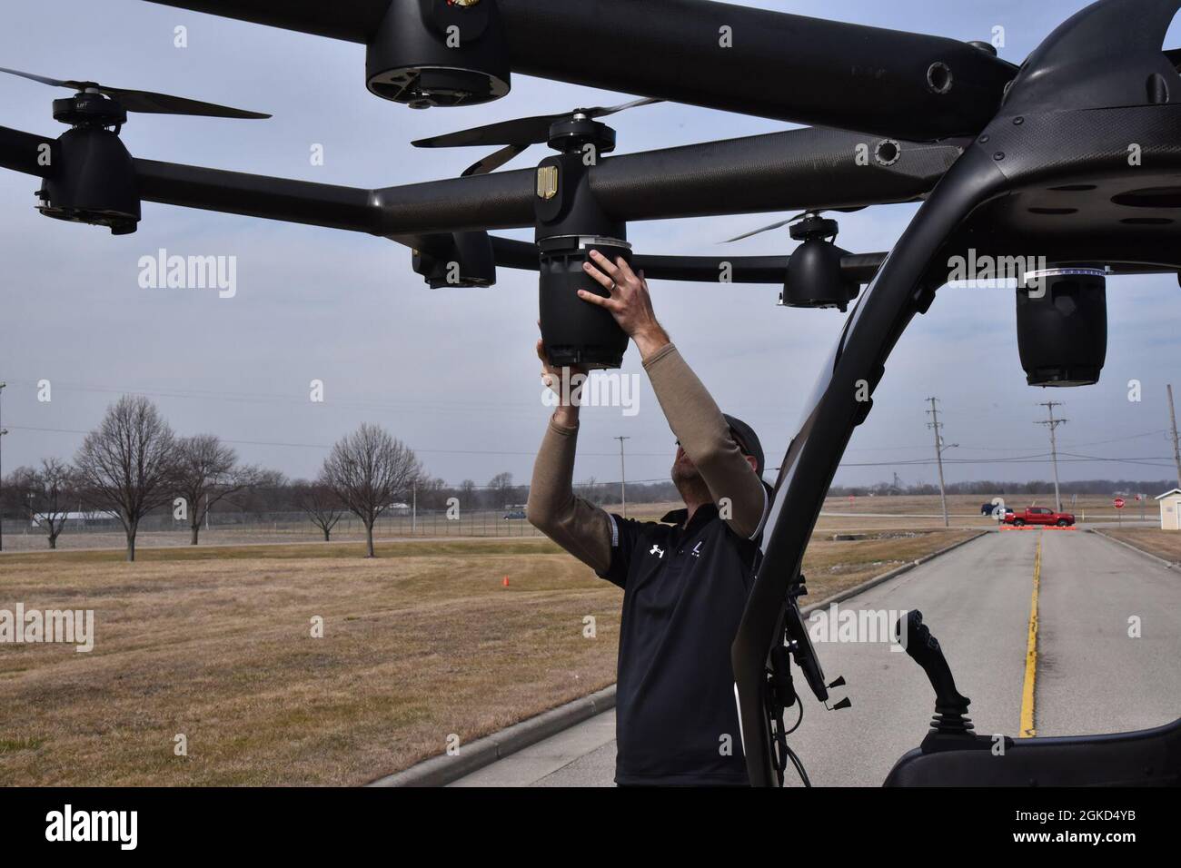 Installing battery packs on the Hexa from Lift Aircraft Stock Photo - Alamy